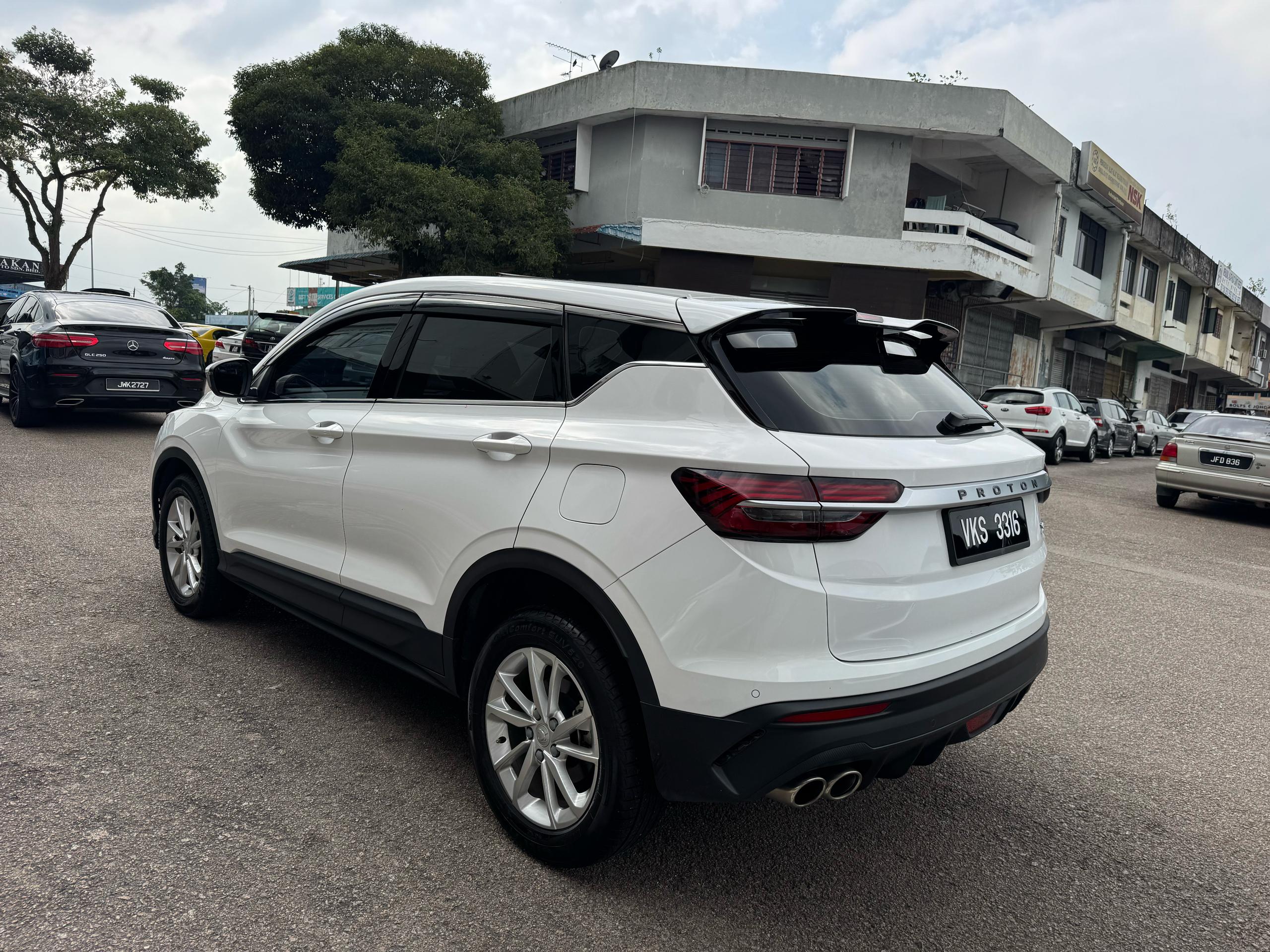 2023 PROTON X50 EXECUTIVE 1.5AT - Genius Outlook