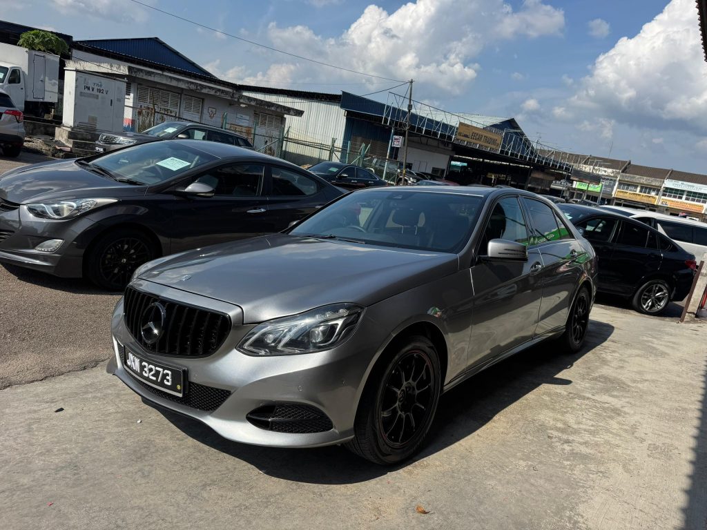 2013 MERCEDES BENZ E200 CGI 2.0AT - Genius Outlook